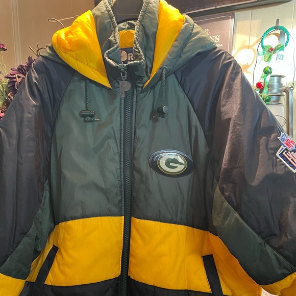 Pro Player | Jackets & Coats | Green Bay Packers Official Winter Jacket Size L Mens | Poshmark